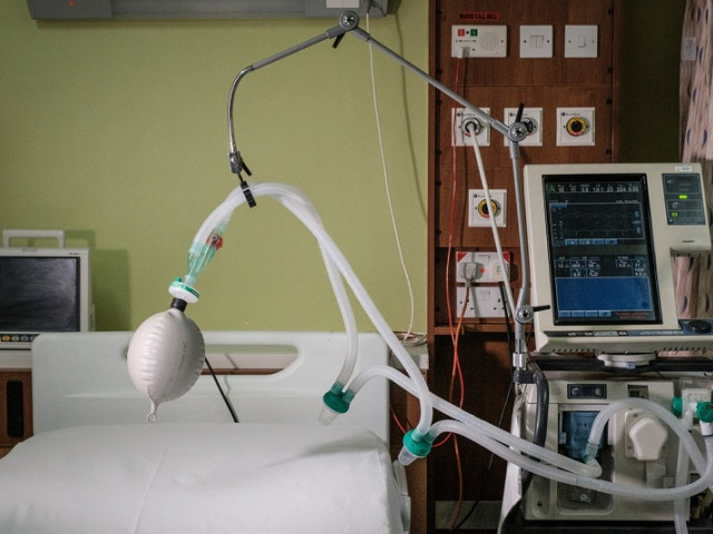 Ventilatorul mecanic “low cost” la care s-a lucrat “18 ore pe zi” nu a ...