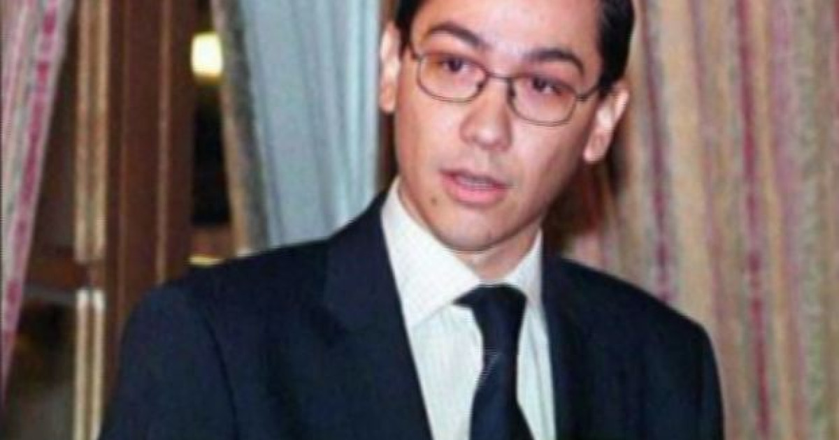 Poveștile tinerilor politicieni români: de la lipit afișe, la funcții ...