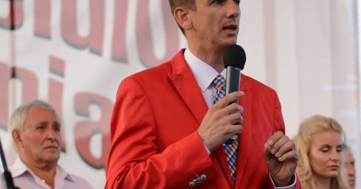 Akos Mora NU mai este senator | Digi24