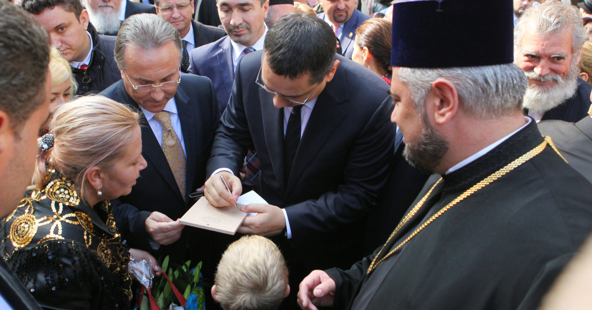 Preot român din SUA: Problema Bisericii nu e că s-a implicat în ...