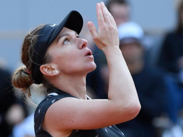 Simona Halep împlineşte 32 de ani. Ea este suspendată patru ani pentru dopaj şi a ieşit din ...