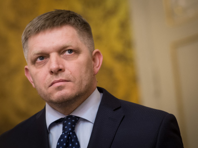 Cine este Robert Fico, premierul împușcat după o ședință de guvern ...