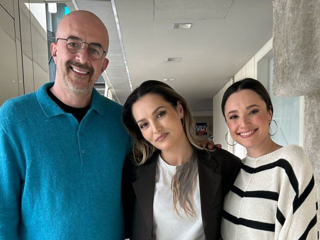 Minelli între turnee în America și viața de mamă: Copiii îmi dau note ...