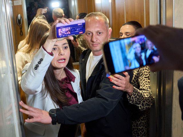 După ce George Simion l-a făcut "autist" pe Nicușor Dan, Anamaria Gavrilă continuă în aceeași ...