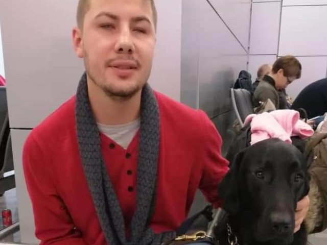 Un tânăr nevăzător nu a fost lăsat de un controlor CFR să intre în ...