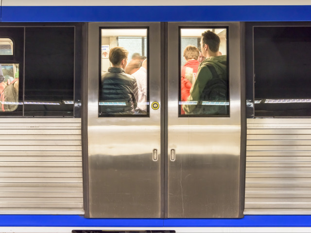 Ministerul Transporturilor a semnat autorizaţia pentru Magistrala 6 de ...