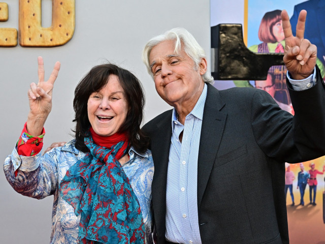 Jay Leno spune că oamenii sunt uluiți că a rămas lângă soția bolnavă de ...