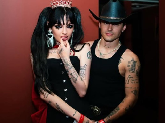 Charlotte, nepoata lui Rupert Murdoch, s-a despărțit de Isaak Presley ...