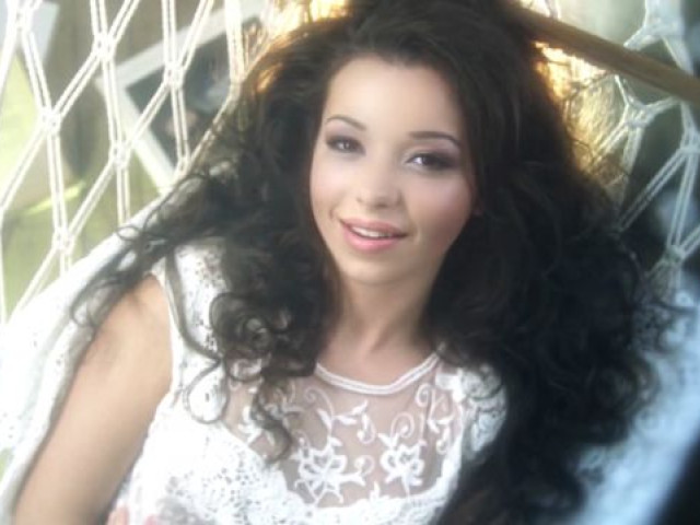 "It feels so good" cu Mishelle& Vezi noul videoclip lansat