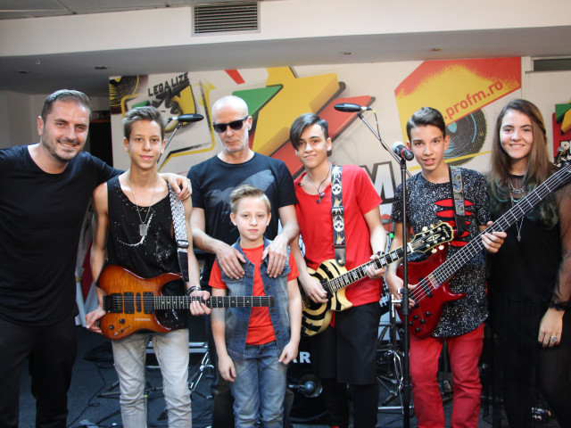 Probabil EL e cel mai mic tobosar din Romania& Trupa Alarma& LIVE la ...