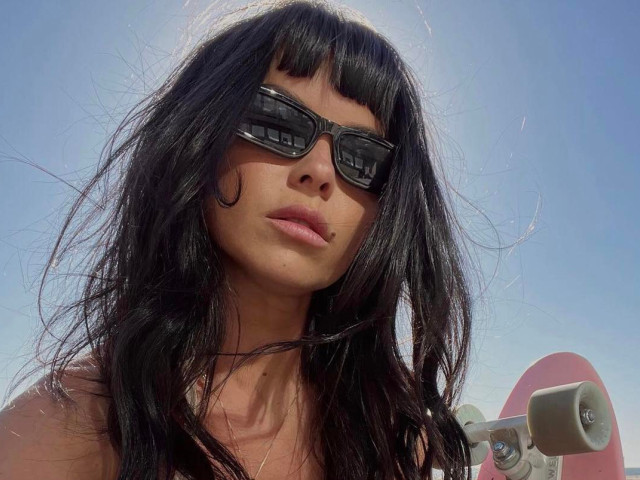 Inna& imagini de peste 55&000 de aprecieri pe rețelele sociale& Artista ...