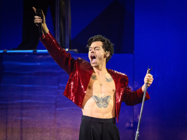 Harry Styles& al patrulea cel mai b&nos turneu din istorie& 173 de show ...