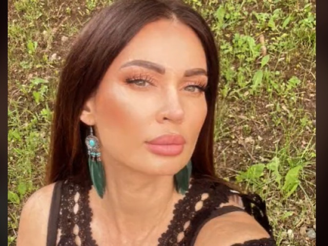 Nicoleta Luciu& apostrofat& de fani dup& ce s-a afișat f&r& pic de machiaj și filtre& „Parc ...