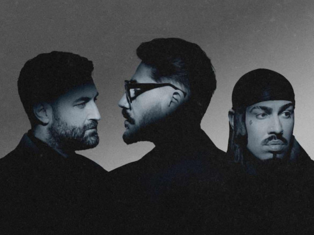 Smiley& Alex Velea și Connect-R au scos prima pies& împreun&& una plin ...