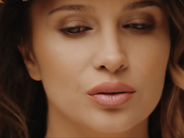 LORA celebrează 100 ani de România prin muzică – şi lansează piesa ...