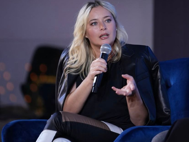 Laura Cosoi, revoltată după ce a primit o amendă de 2.400 de lei. „ Cum ...