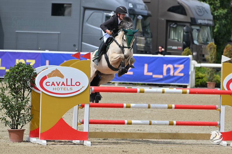 GALERIE FOTO: Fiica lui George Copos, performanță de excepție la Linz ...