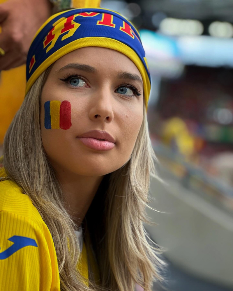 GALERIE FOTO: ”Ce au făcut românii, suporterii?”. Maria Iordănescu a ...