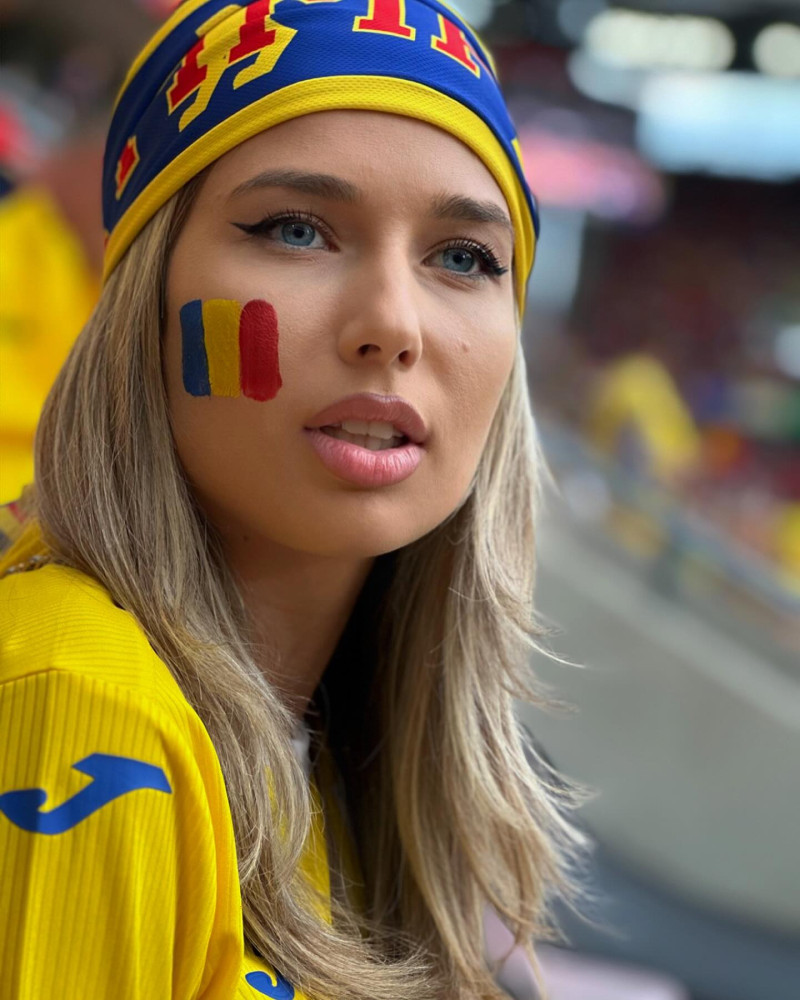 GALERIE FOTO: ”Ce au făcut românii, suporterii?”. Maria Iordănescu a ...
