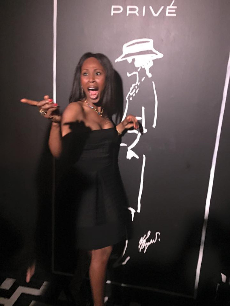 GALERIE FOTO: Courtois are un copil cu o femeie cu 18 ani mai în vârstă ...