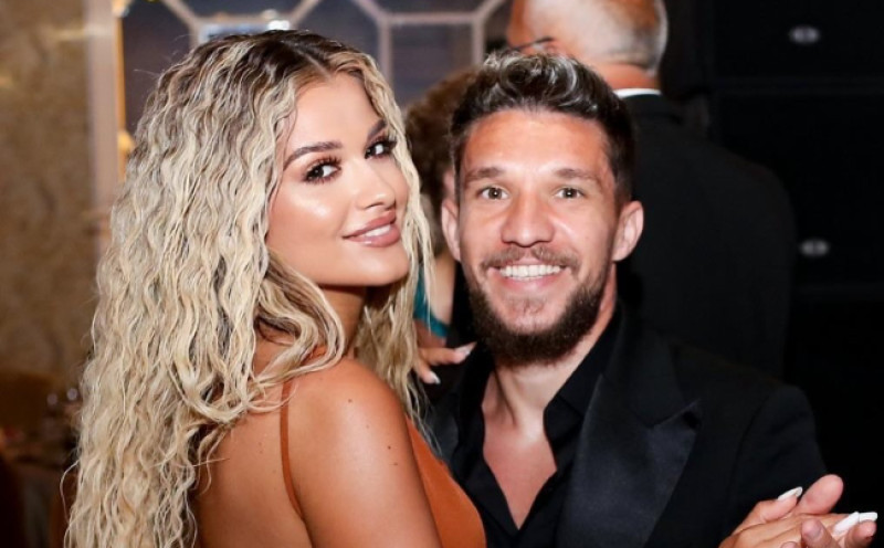 GALERIE FOTO: Ce a făcut un jurnalist din SUA, în timpul conferinței ...