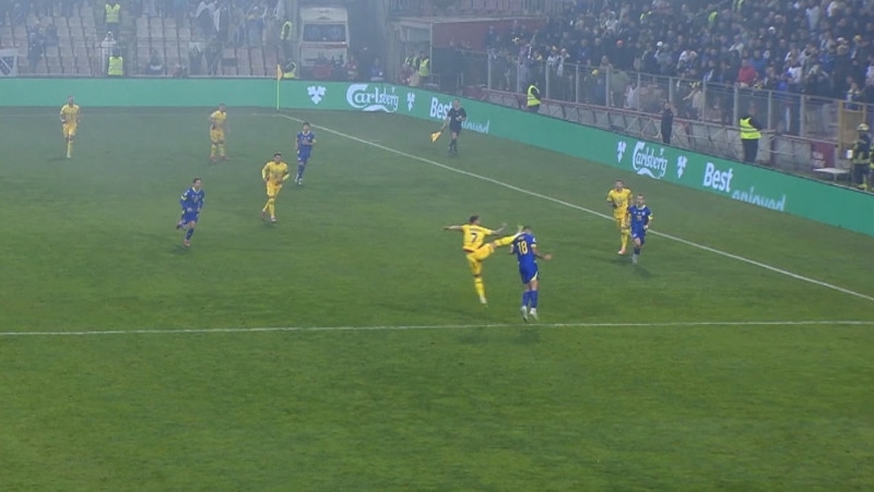 GALERIE FOTO: FCSB îi oferă un milion € salariu lui Denis Drăguș ...