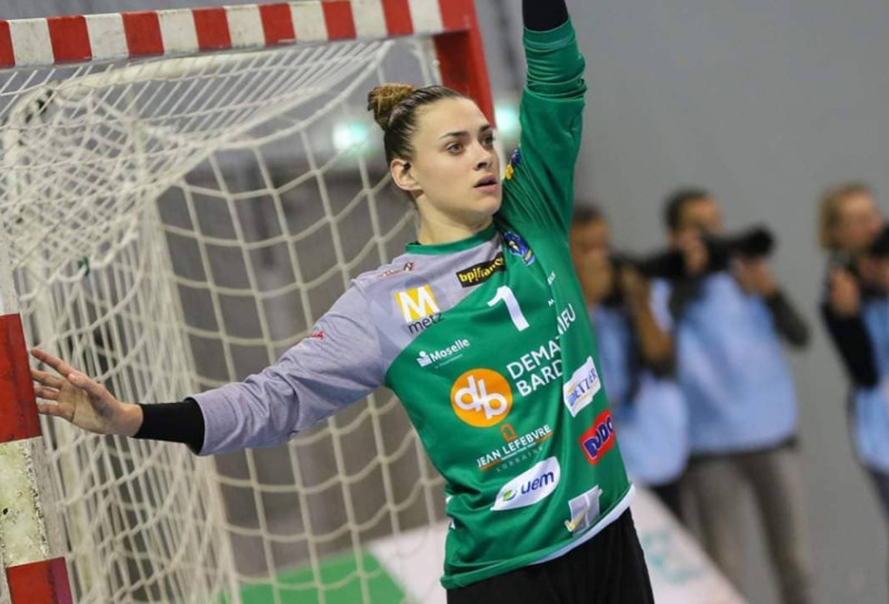 GALERIE FOTO: CSM București a transferat-o pe Laura Glauser, multiplă ...