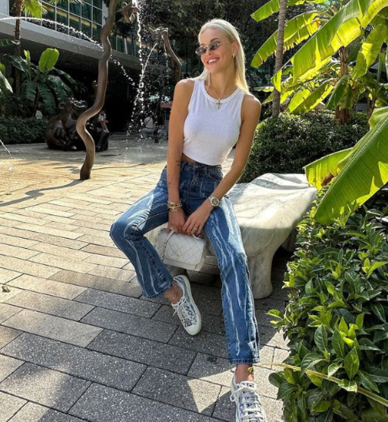 GALERIE FOTO: A câștigat Wimbledon-ul la 15 ani, iar la 23 de ani face ...