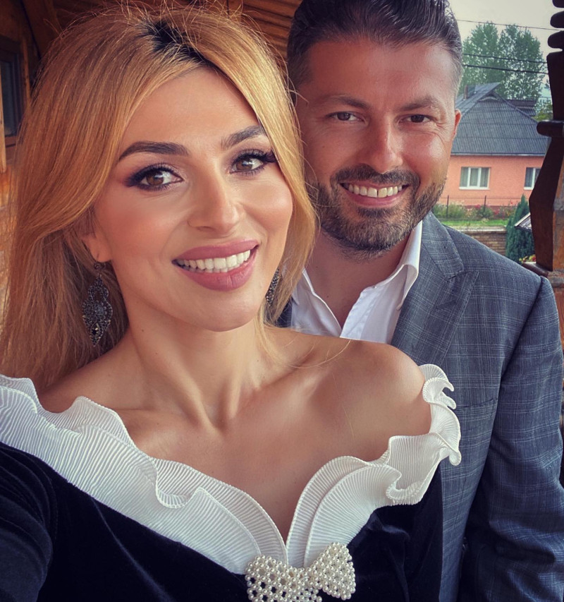 GALERIE FOTO: Ada Nechita, aniversare de lux în Beverly Hills. Cum ...