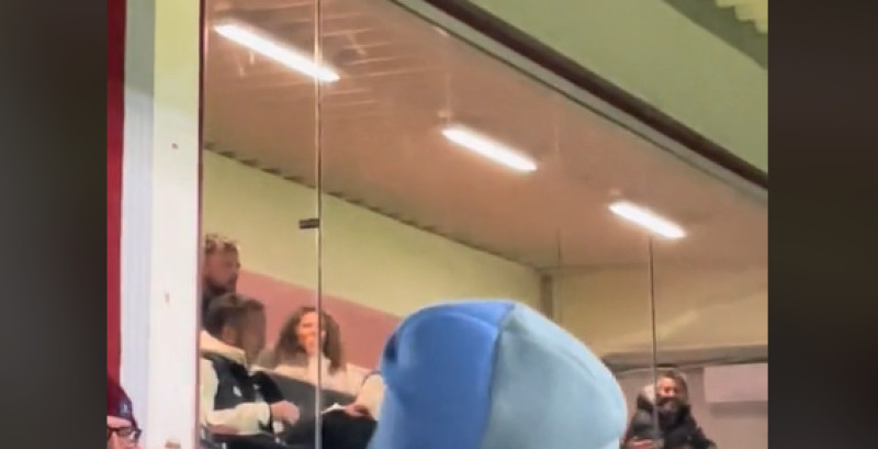 GALERIE FOTO: MM Stoica, gesturi obscene la adresa fanilor CFR-ului! Ce ...